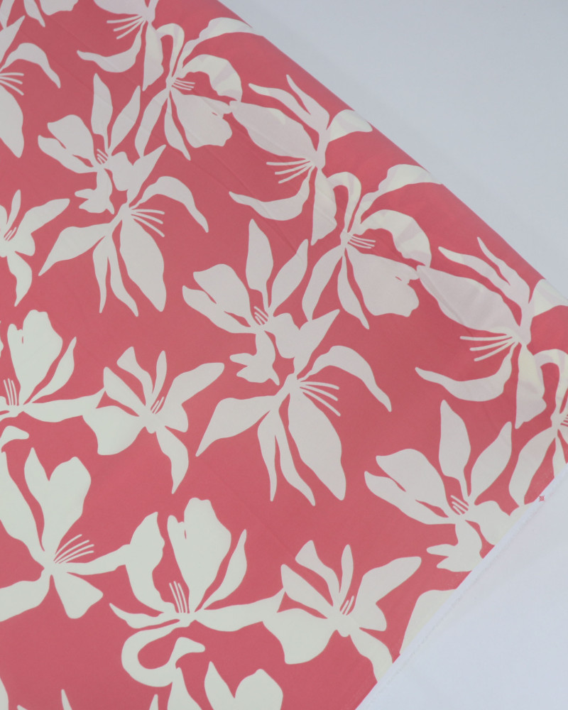 Tecido Crepe Koshibo Macro Flores Creme e Rosa Goiaba (0.8m) | Casa Boa ...